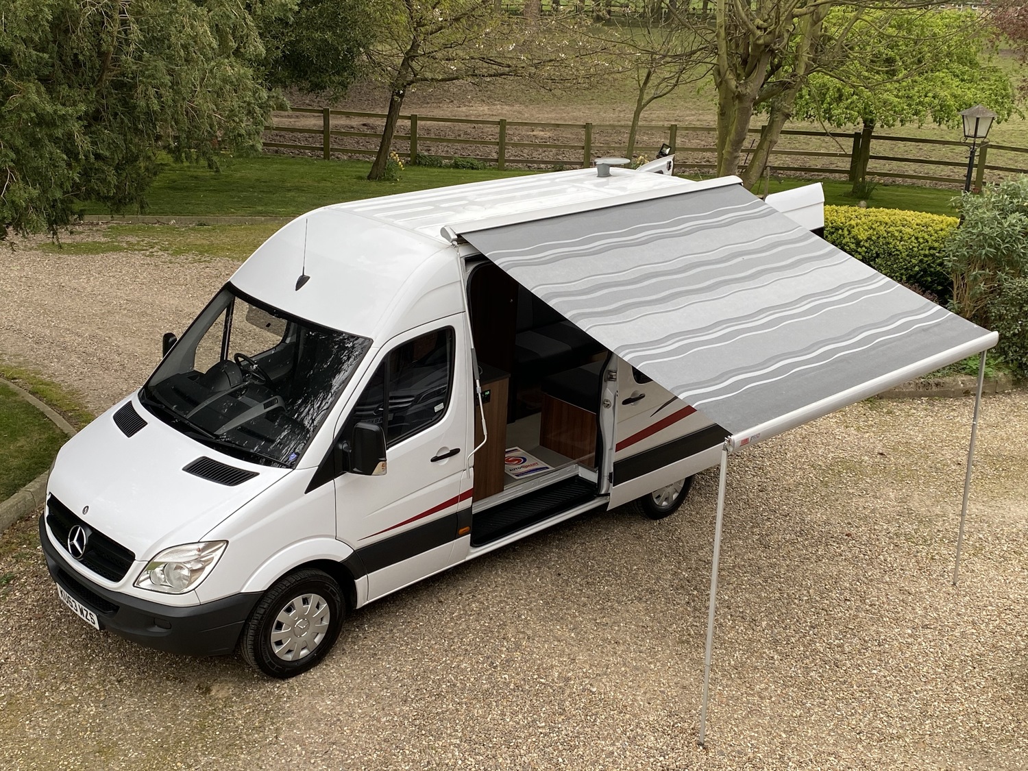 2013 (63)reg Mercedes Sprinter 313 LWB 2.1 CDi Camper Van 2 Berth PRO ...