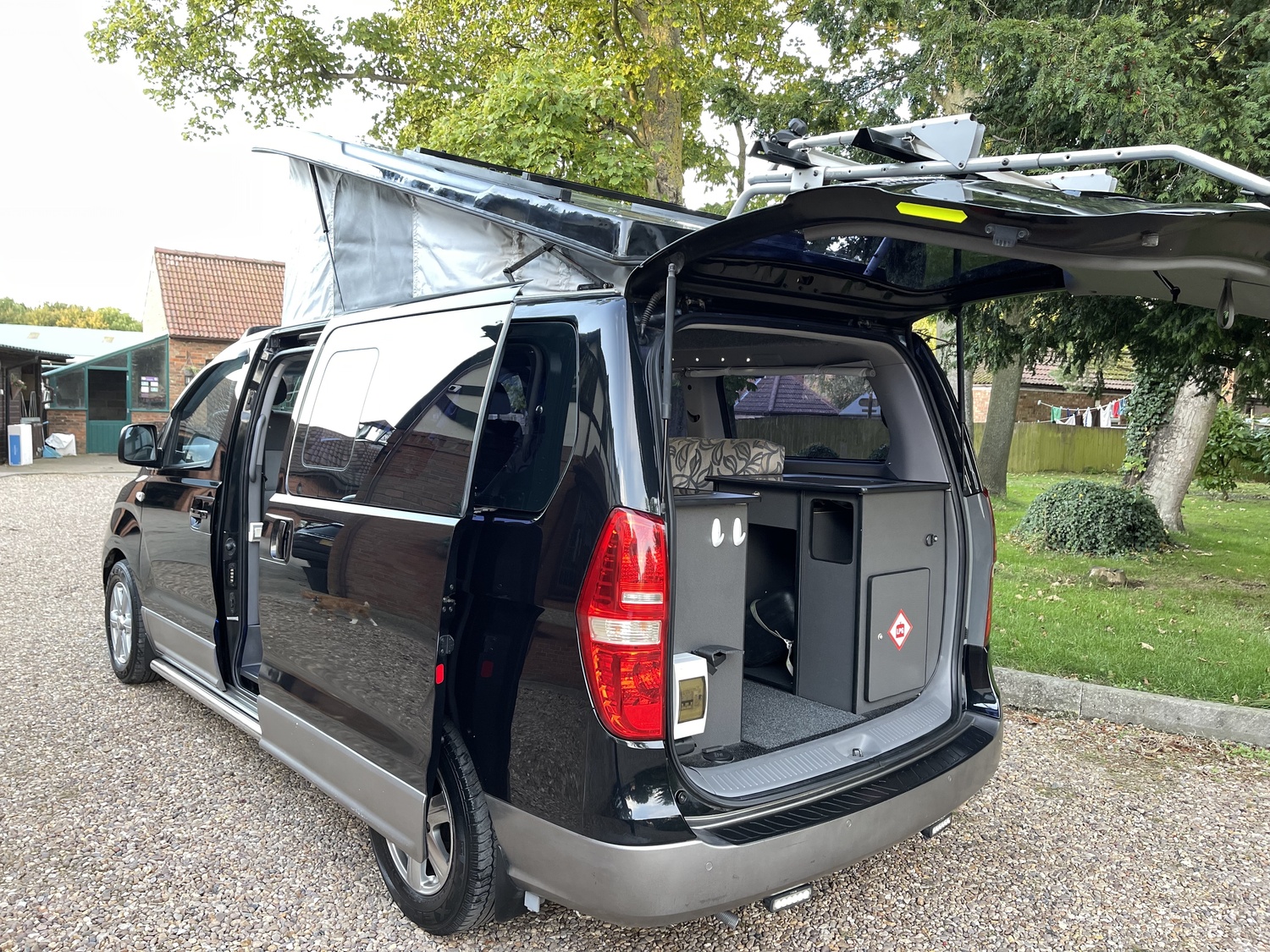 2008 Hyundai i800 Camper Van 2 Berth 2.5 CRDi PRO Conversion - 1 Owner ...