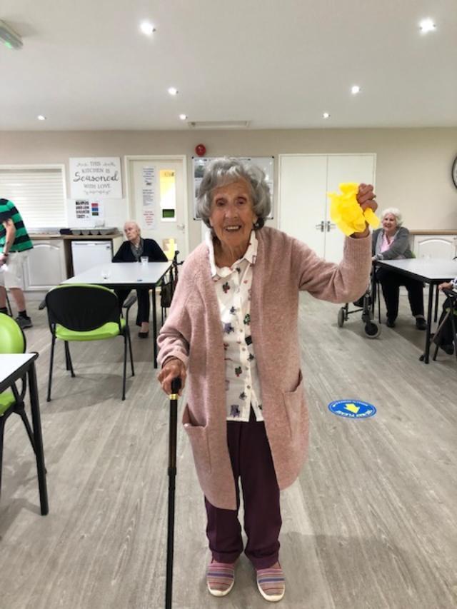 Services | Sandhurst Day Centre (Reg Charity 286496) | Elderly Activity ...