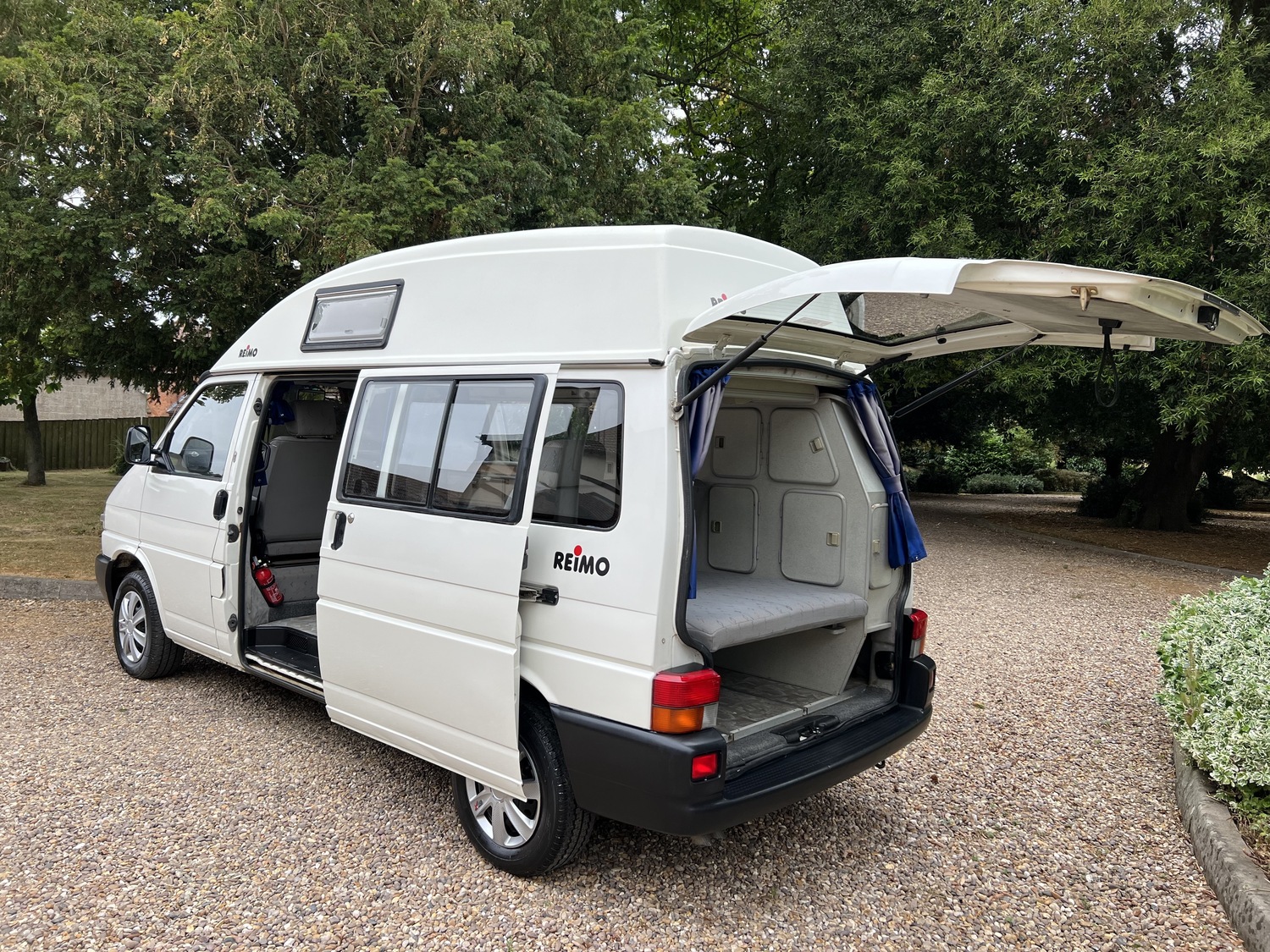 2000 VW Transporter T4 REIMO Lucky Exclusive Camper Van 2 Berth - ONLY ...