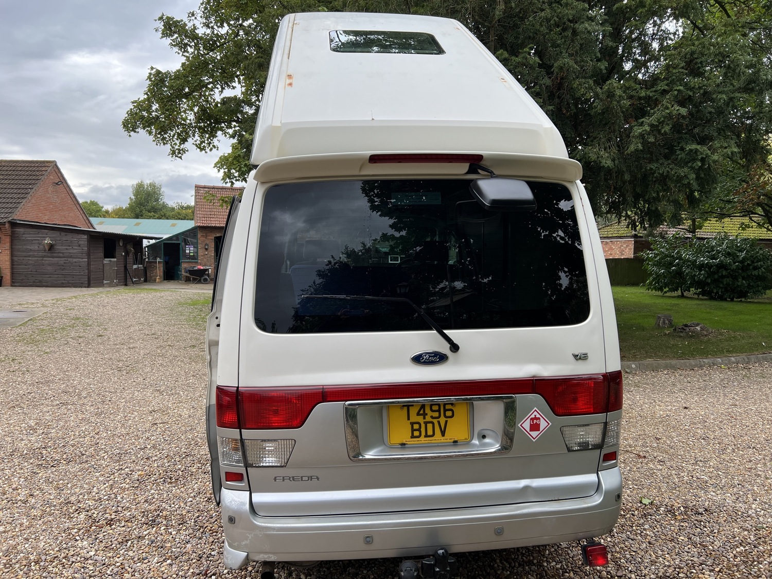 1999 Ford Freda 2.5 V6 Automatic Camper Van 4 Berth Pro Conversion ...