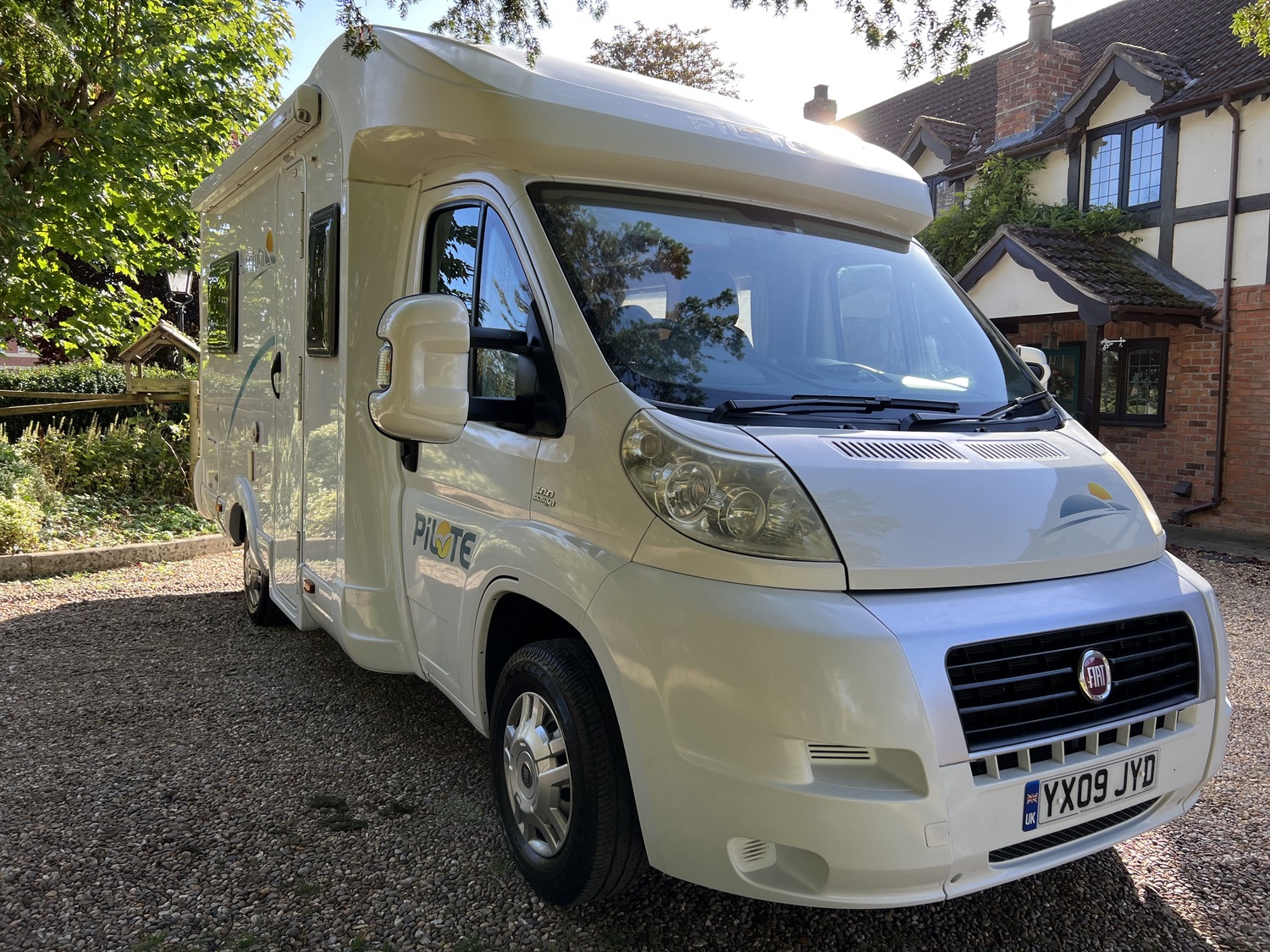 2009 Pilote Aventura P-610 Motorhome Fixed Bed 3 Berth Fiat Ducato ...