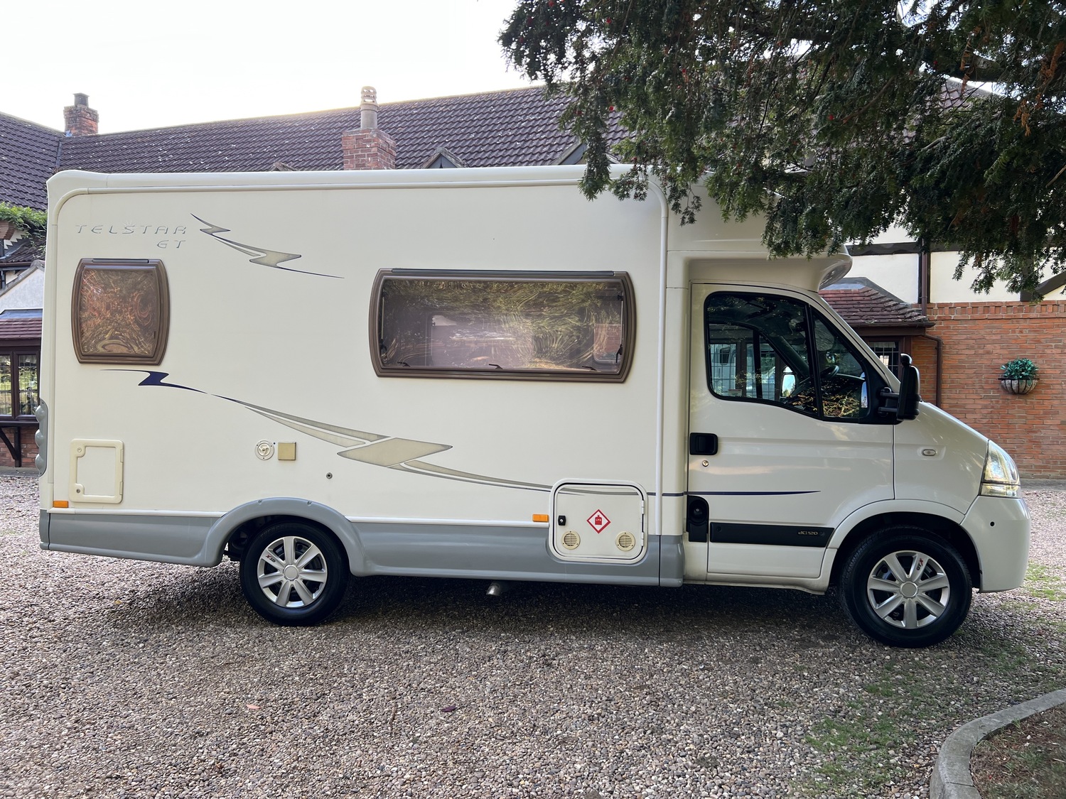 Lunar Telstar GT Motorhome 2 Berth Luxury 2005 (55)reg Renault Master ...