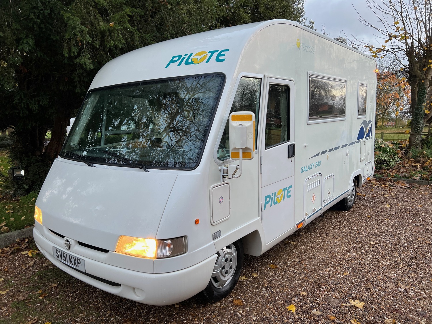 Pilote Galaxy G240 A Class Motorhome 2.8TD 4 Berth LHD Left Hand Drive ...