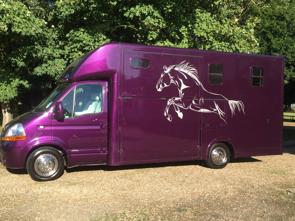 2009 Renault Master 2.5TD Horsebox 3.5t with living 2 Berth 55211 miles ...
