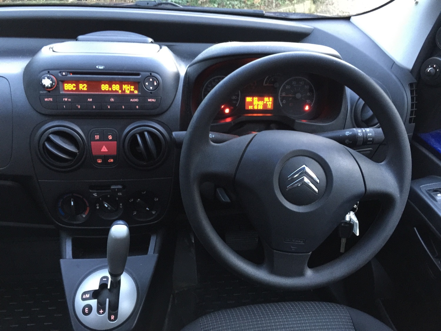 62reg Romahome R10 Solo 1.3HDi EGS Automatic - 1 LADY OWNER ...