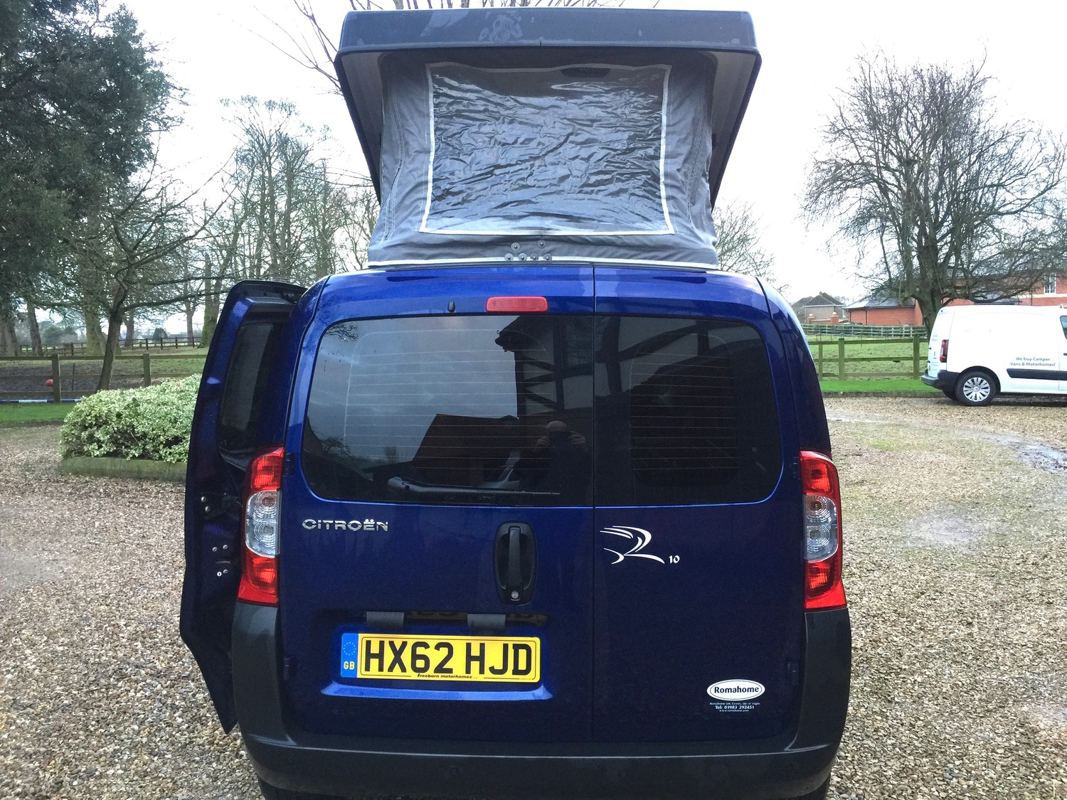 62reg Romahome R10 Solo 1.3HDi EGS Automatic - 1 LADY OWNER ...