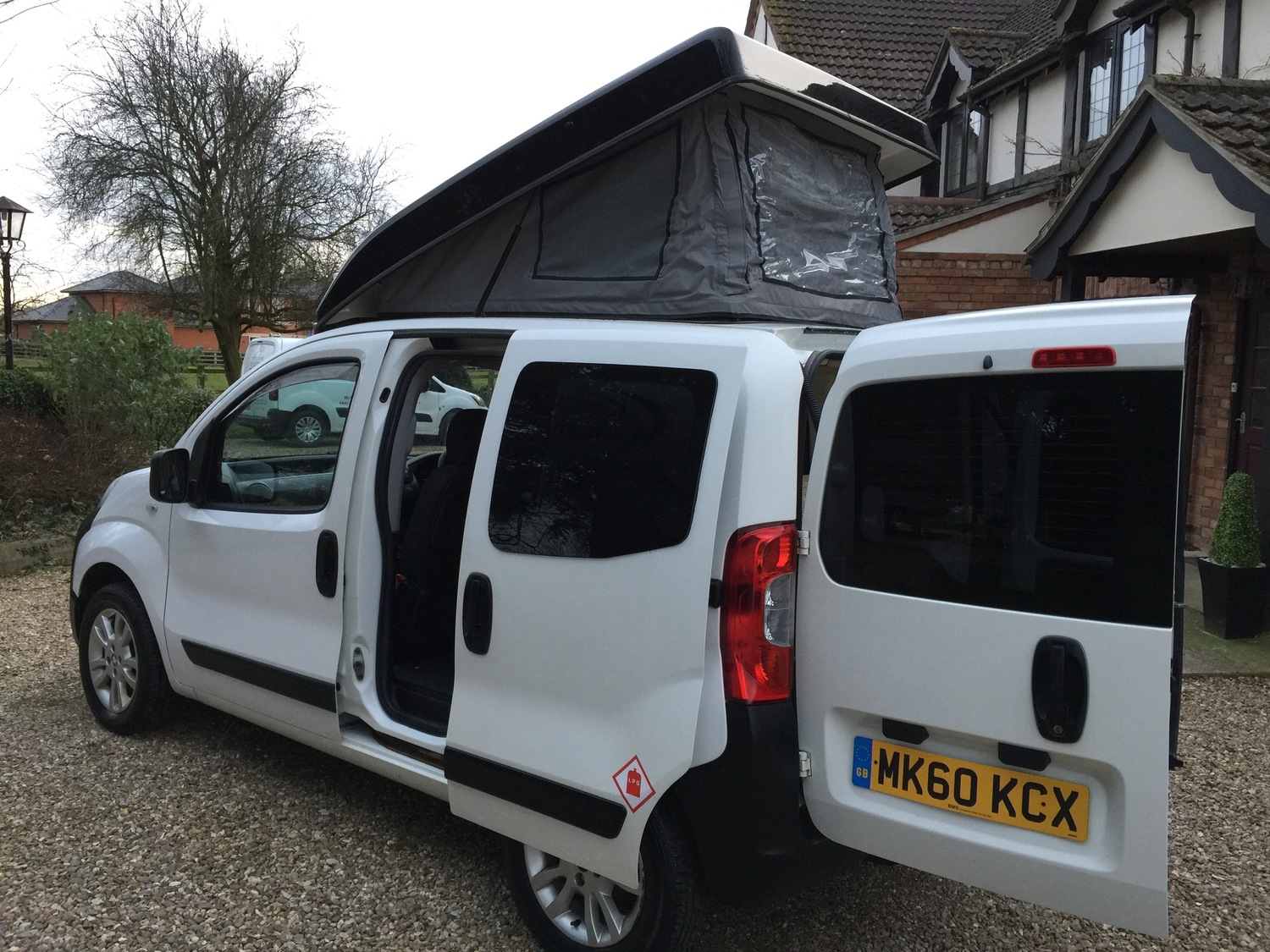 60reg (Sep 2010) Romahome R10 Solo - 1.4HDi - Peugeot Bipper - ONLY ...