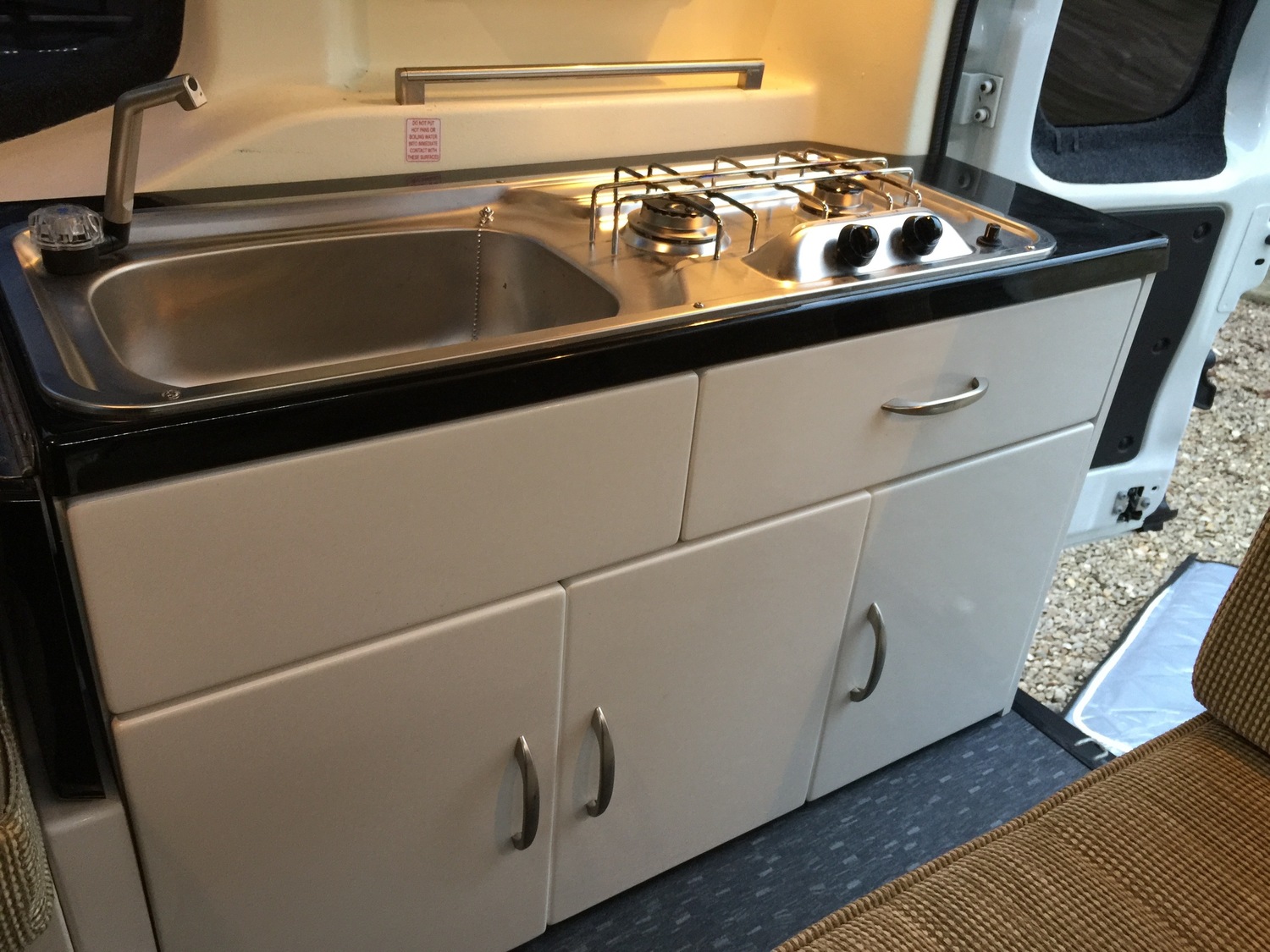 60reg (Sep 2010) Romahome R10 Solo - 1.4HDi - Peugeot Bipper - ONLY ...