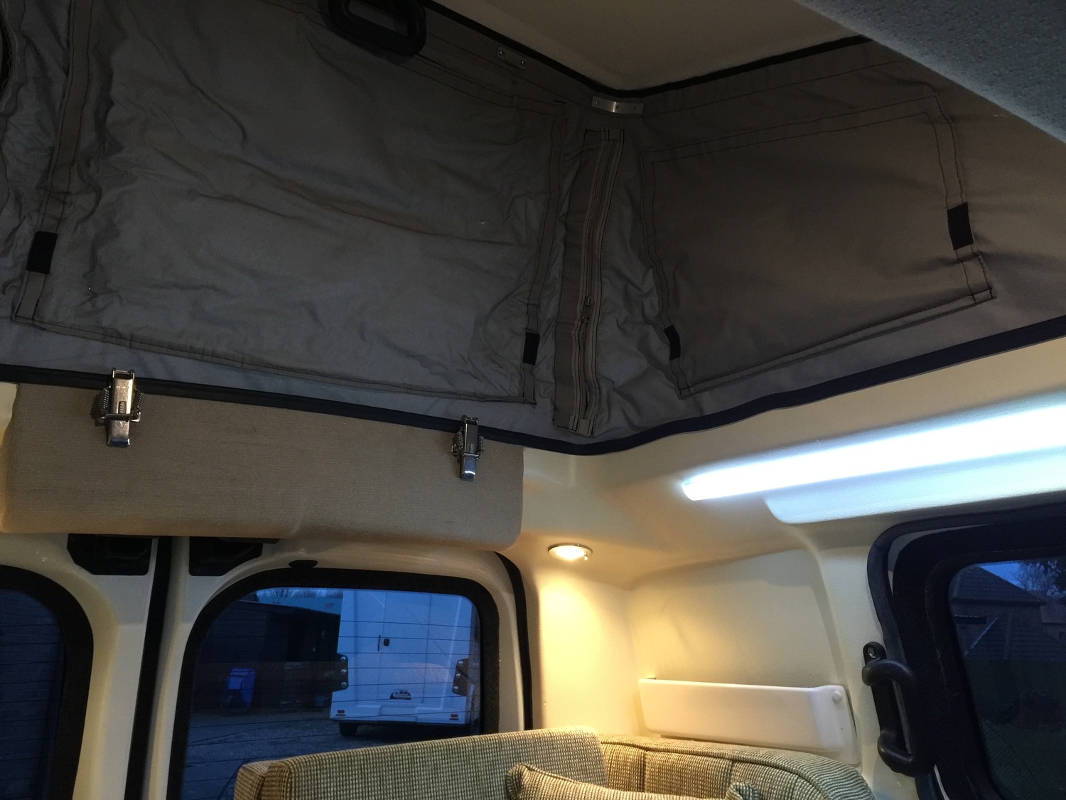 60reg (Sep 2010) Romahome R10 Solo - 1.4HDi - Peugeot Bipper - ONLY ...