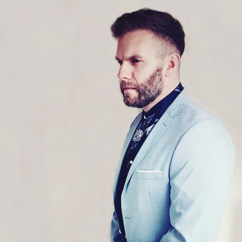 DAN HADFIELD - Gary Barlow tribute | http://www.tonybennell.co.uk