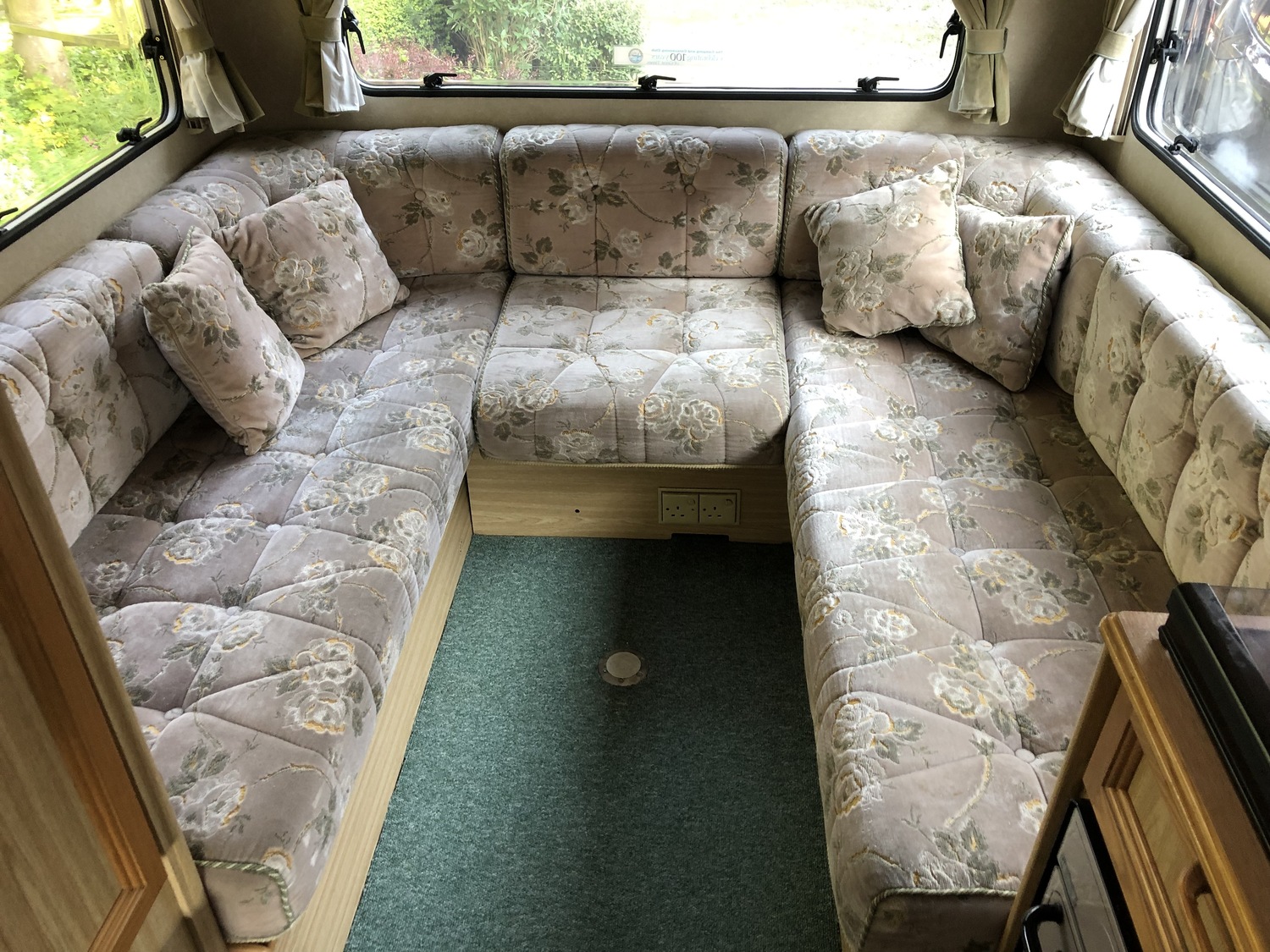 Autohomes Wayfinder Motorhome 4 Berth - 1997 Peugeot Boxer 1.9TD ...
