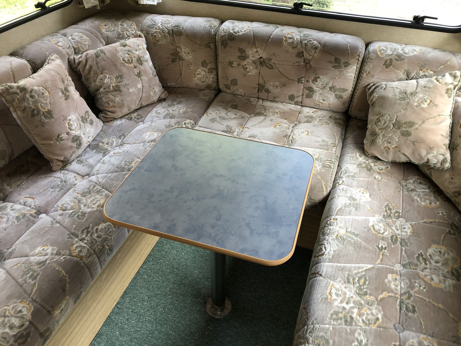 Autohomes Wayfinder Motorhome 4 Berth - 1997 Peugeot Boxer 1.9TD ...